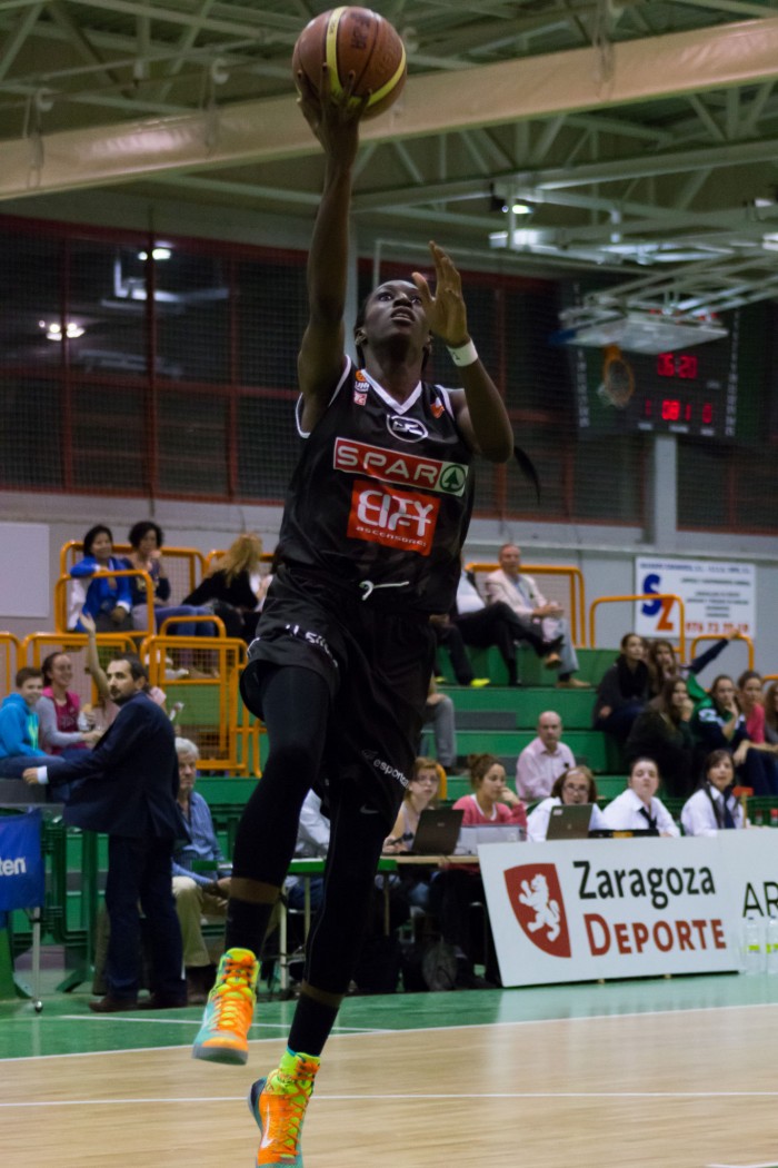 WNBA : Ify IBEKWE quitte Atlanta, Indiana se sépare de 4 joueuses ...