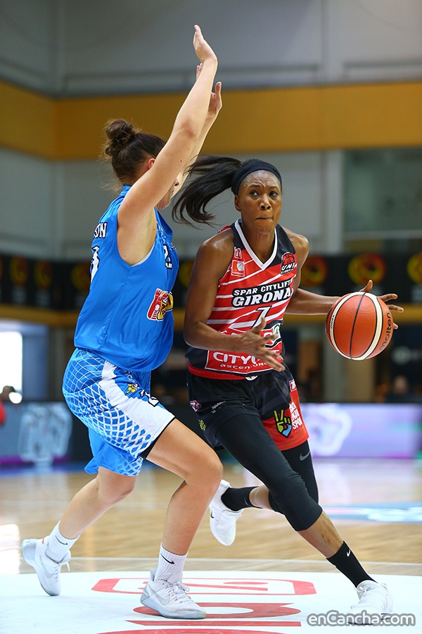 Espagne : Astou TRAORE signe à Lugo, Vionise PIERRE-LOUIS à IDK ...