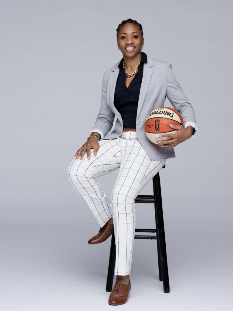 WNBA : Tanisha WRIGHT rempile à Atlanta pour plusieurs saisons ! - Postup.fr - Actualité du ...