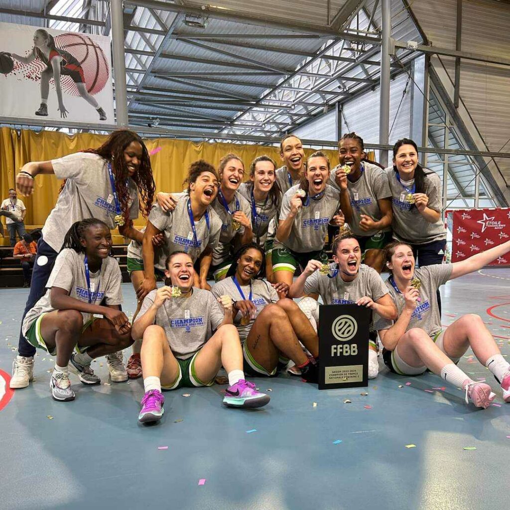 NF2 : Les Girondines championnes de France, Dieppe (dauphines) et ...